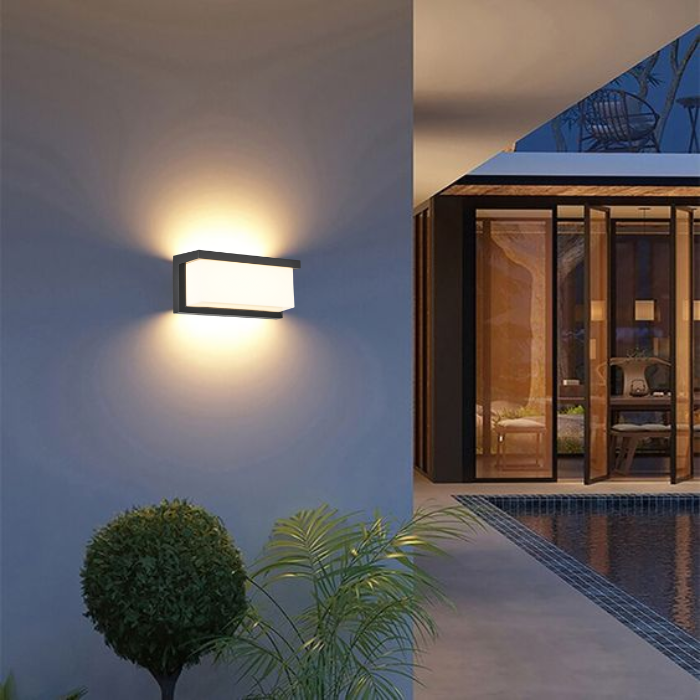 Bright Star L590 BLACK LED Light | Buy Online | Wynberg Lights ...